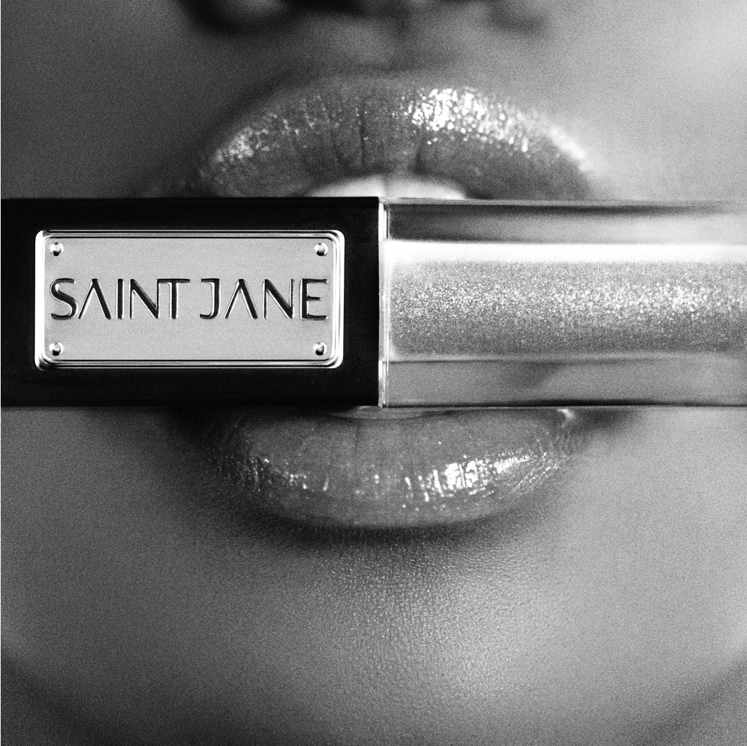 Fuller, more hydrated lips are just a few tips away. – SAINT JANE